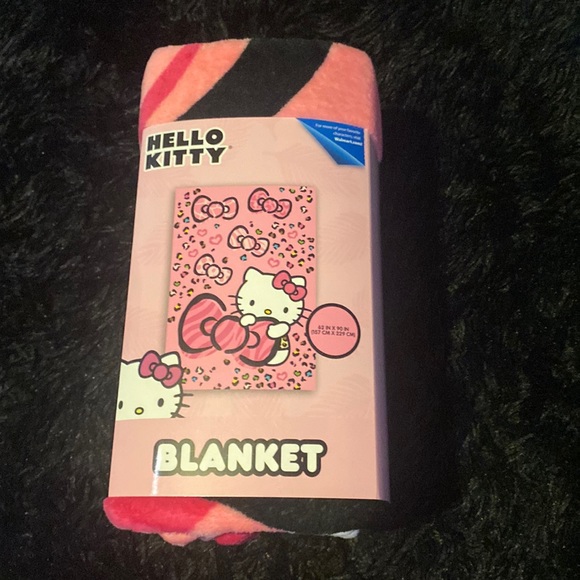 Hello Kitty | Bedding | Hello Kitty Plush Twinfull Blanket Pink Animal ...